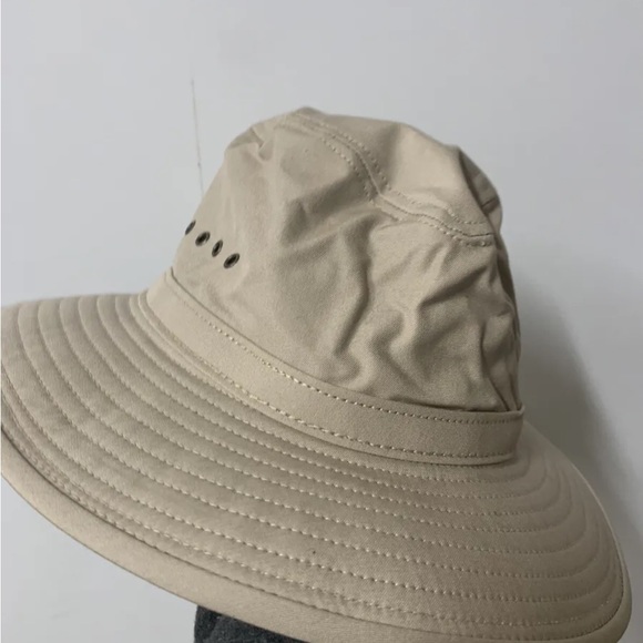 Filson | Accessories | Nwt Filson Summer Packer Hat Desert Tan Bucket ...